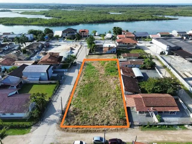 Terreno / Lote para Venda em Balneário Barra do Sul/SC Costeira