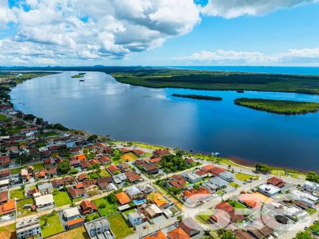Terreno / Lote para Venda em Balneário Barra do Sul/SC Costeira