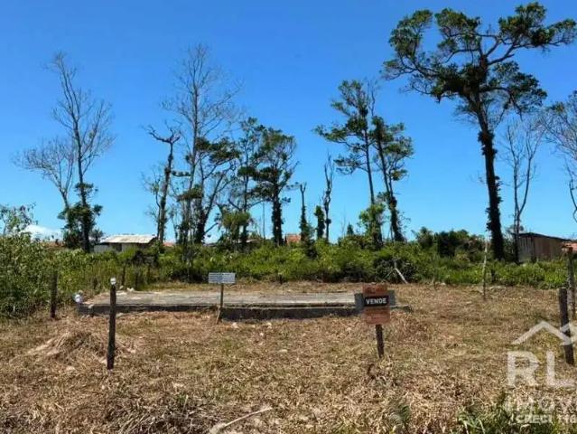 Terreno / Lote para Venda em Balneário Barra do Sul/SC Salinas