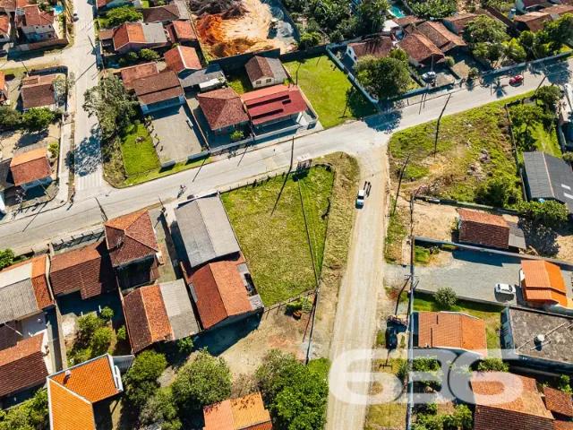 Terreno / Lote para Venda em Balneário Barra do Sul/SC Salinas