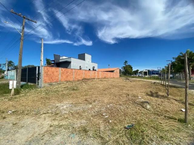 Terreno / Lote para Venda em Balneário Barra do Sul/SC Salinas