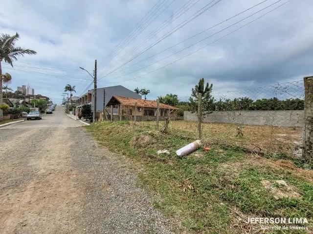 Terreno / Lote para Venda em Balneário Piçarras/SC Centro