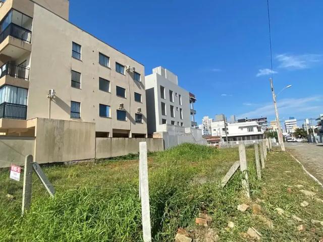 Terreno / Lote para Venda em Balneário Piçarras/SC Itacolomi