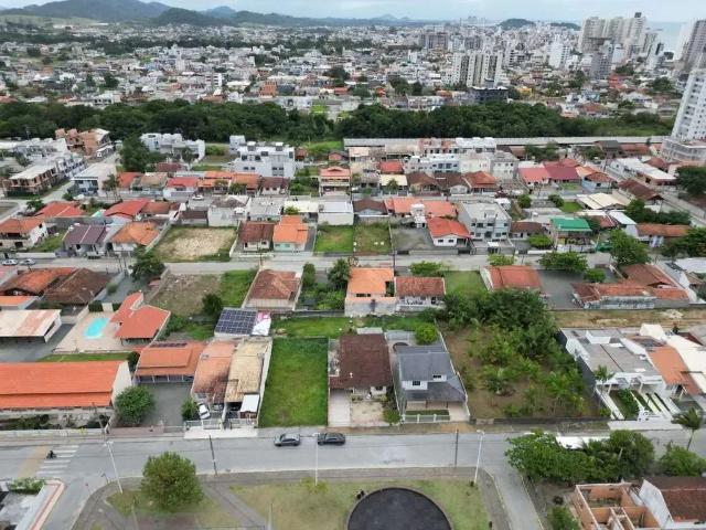 Terreno / Lote para Venda em Balneário Piçarras/SC Itacolomi