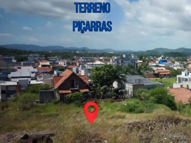 Terreno / Lote para Venda em Balneário Piçarras/SC Itacolomi