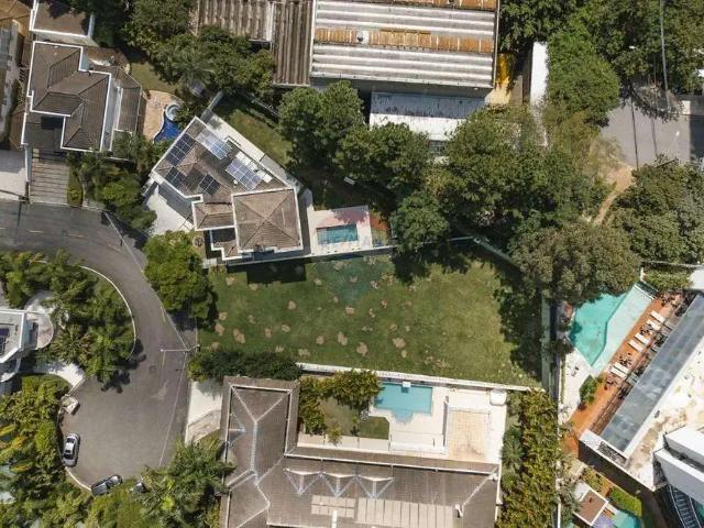Terreno / Lote para Venda em Barueri/SP Alphaville Residencial Plus 4 Quartos