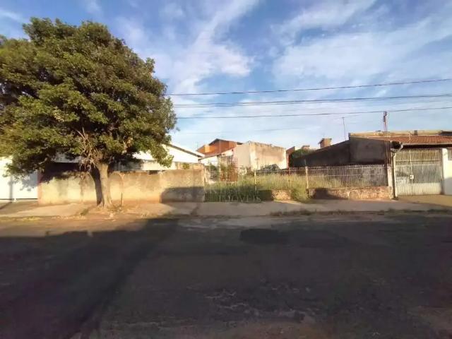Terreno / Lote para Venda em Bauru/SP Jardim Cruzeiro do Sul
