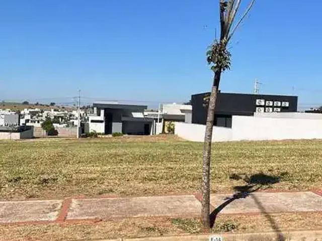 Terreno / Lote para Venda em Bauru/SP Residencial Estoril Premium