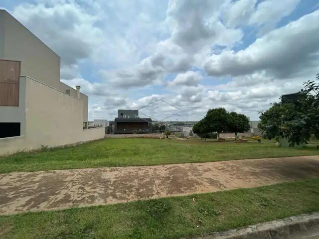 Terreno / Lote para Venda em Bauru/SP Residencial Tamboré