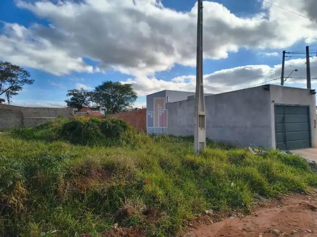 Terreno / Lote para Venda em Bauru/SP Tangarás