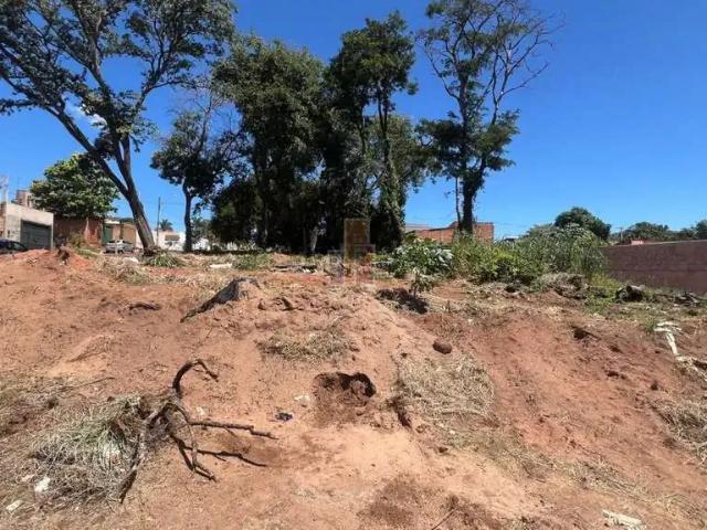 Terreno / Lote para Venda em Bauru/SP Tangarás