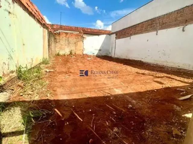 Terreno / Lote para Venda em Bauru/SP Tangarás