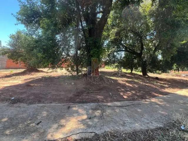 Terreno / Lote para Venda em Bauru/SP Tangarás