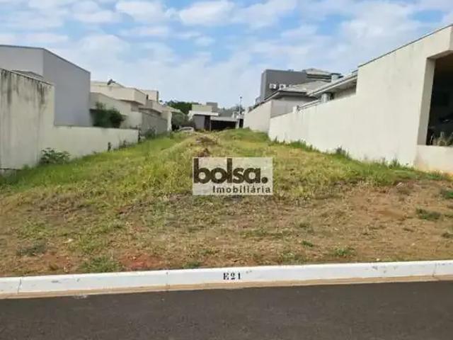 Terreno / Lote para Venda em Bauru/SP Vila Santista