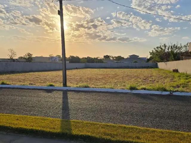 Terreno / Lote para Venda em Bela Vista de Goiás/GO Residencial Recanto dos Ipês