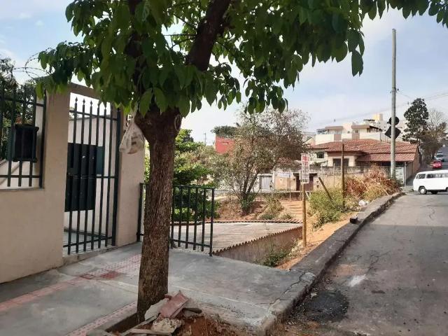 Terreno / Lote para Venda em Belo Horizonte/MG Planalto
