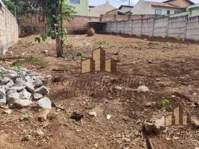 Terreno / Lote para Venda em Betim/MG Marimbá