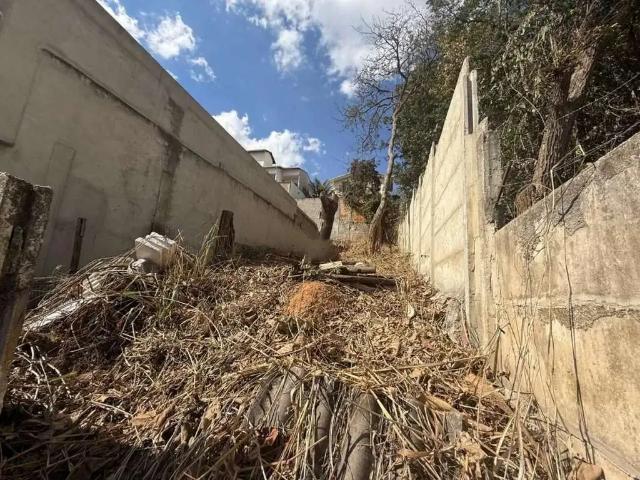 Terreno / Lote para Venda em Betim/MG Guarujá