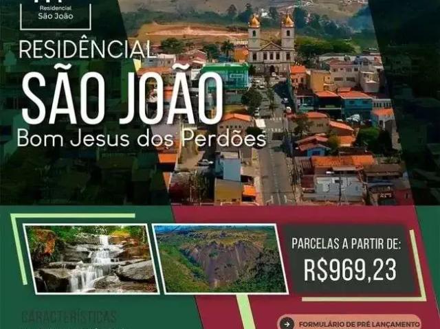 Terreno / Lote para Venda em Bom Jesus dos Perdões/SP Centro