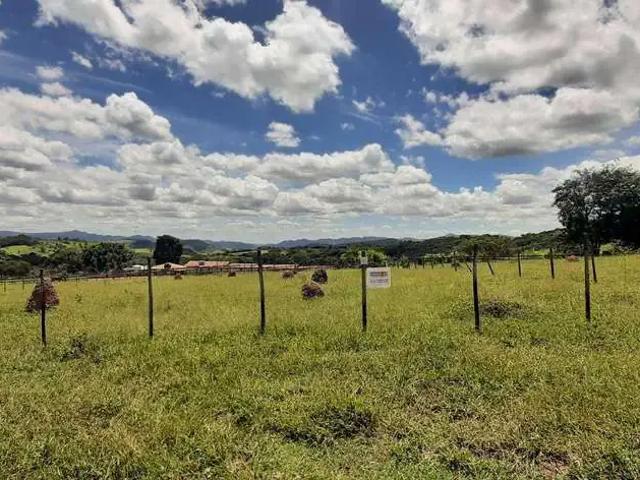 Terreno / Lote para Venda em Bonfim/MG Aroucas
