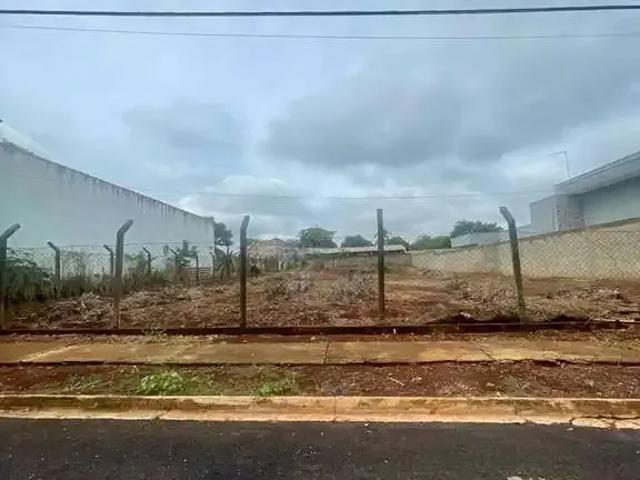 Terreno / Lote para Venda em Boituva/SP Parque das Árvores