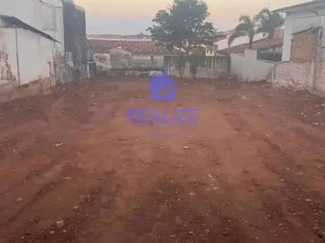 Terreno / Lote para Venda em Botucatu/SP Centro