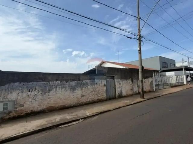 Terreno / Lote para Venda em Botucatu/SP Centro