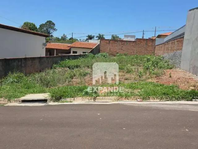 Terreno / Lote para Venda em Botucatu/SP Chácara Floresta