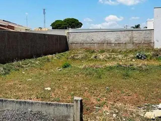 Terreno / Lote para Venda em Botucatu/SP Residencial Vila Di Capri