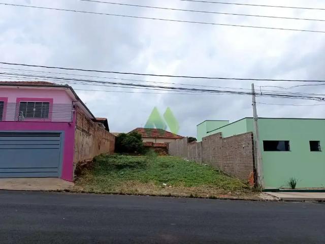 Terreno / Lote para Venda em Botucatu/SP Vila Casa Branca
