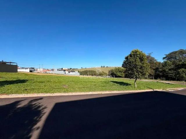 Terreno / Lote para Venda em Botucatu/SP Villas Paraíso
