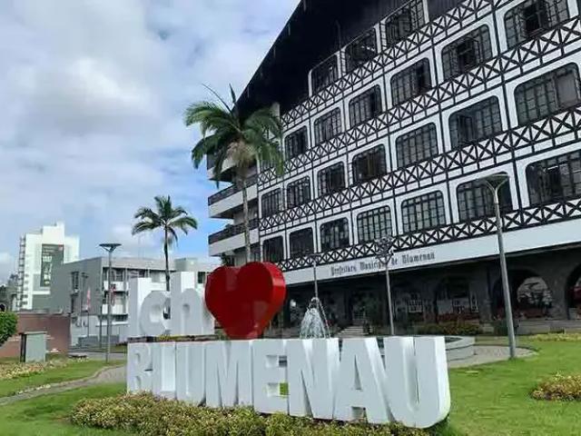 Terreno / Lote para Venda em Blumenau/SC Centro