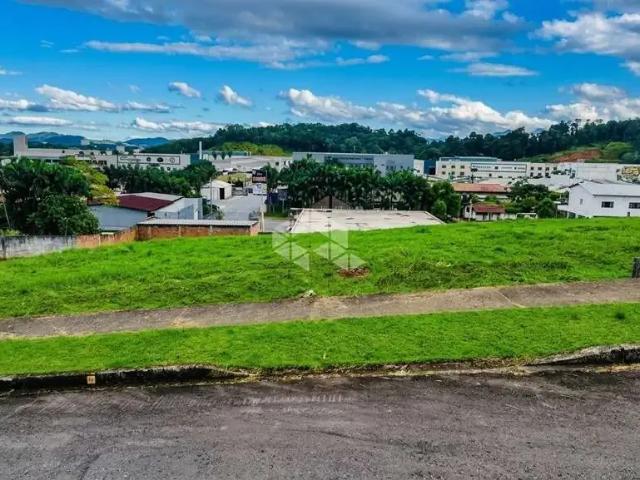 Terreno / Lote para Venda em Blumenau/SC Itoupavazinha