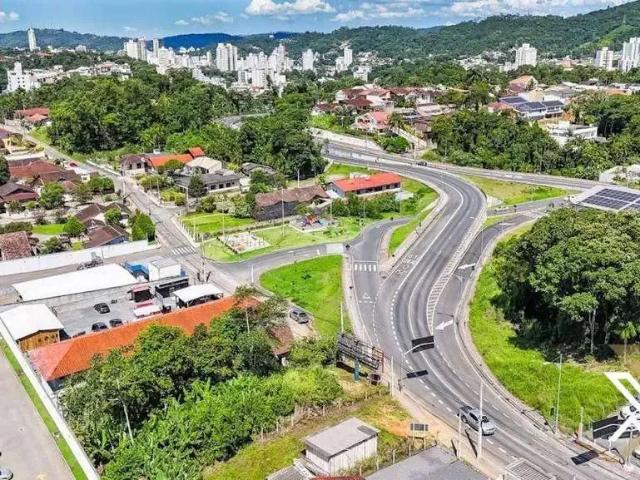 Terreno / Lote para Venda em Blumenau/SC Velha