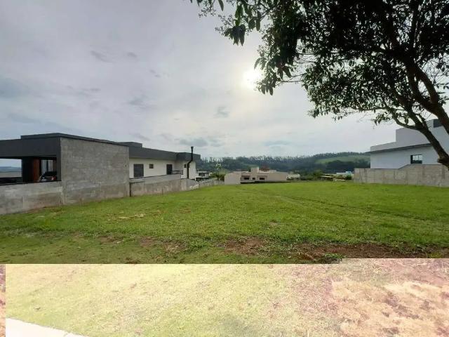 Terreno / Lote para Venda em Bragança Paulista/SP Condomínio Jardim Flamboyan
