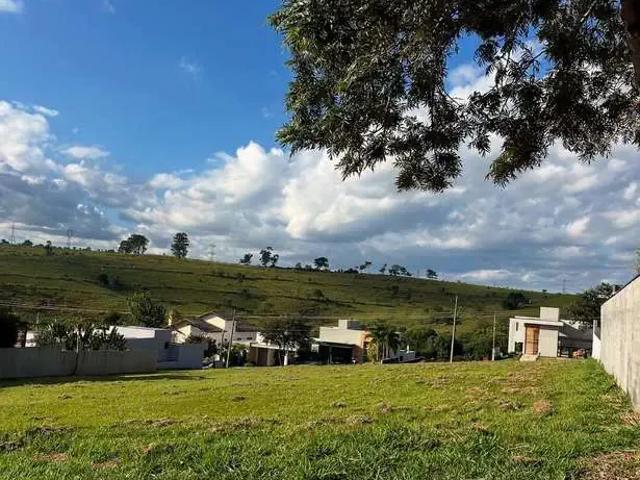 Terreno / Lote para Venda em Bragança Paulista/SP Condomínio Terras de Santa Cruz
