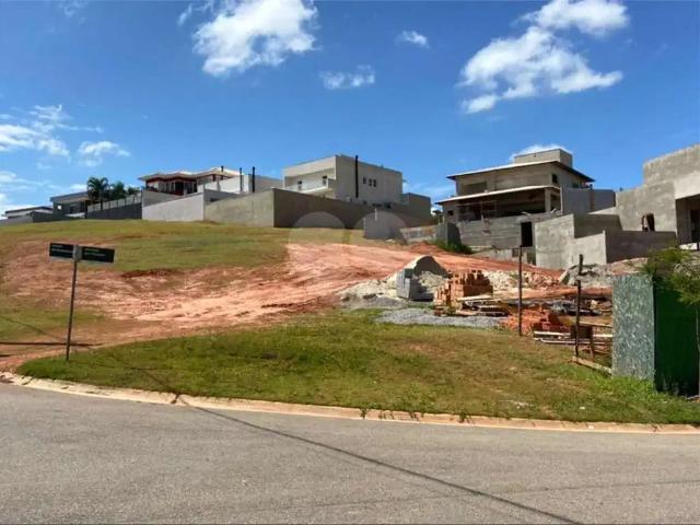 Terreno / Lote para Venda em Bragança Paulista/SP Condomínio Vale das Águas