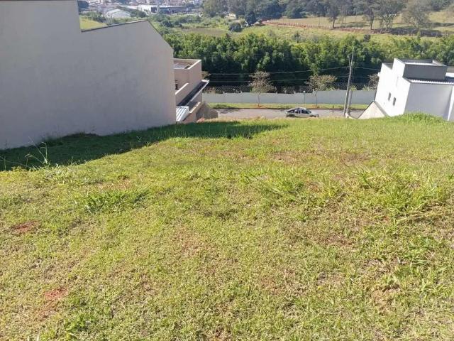Terreno / Lote para Venda em Bragança Paulista/SP Condomínio Villa Real de Bragança