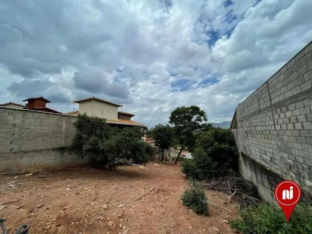 Terreno / Lote para Venda em Brumadinho/MG Grajaú