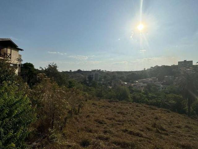 Terreno / Lote para Venda em Brumadinho/MG Lourdes