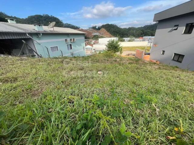 Terreno / Lote para Venda em Brusque/SC Bateas
