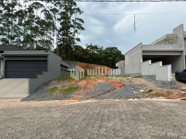 Terreno / Lote para Venda em Brusque/SC Primeiro de Maio