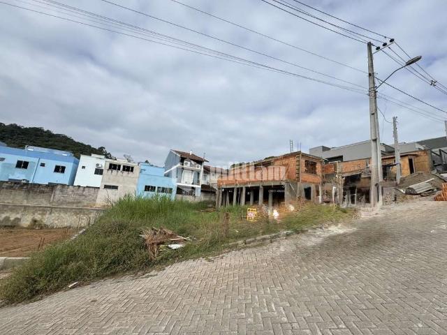 Terreno / Lote para Venda em Brusque/SC Primeiro de Maio