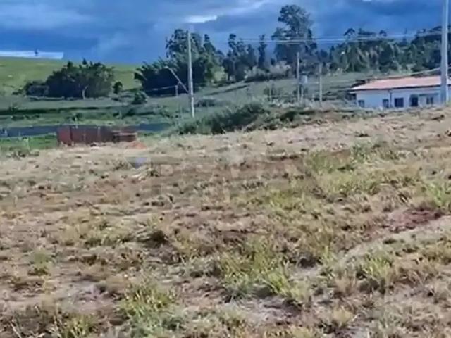 Terreno / Lote para Venda em Caçapava/SP Borda da Mata