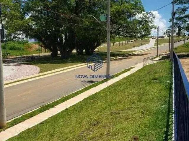 Terreno / Lote para Venda em Caçapava/SP Borda da Mata