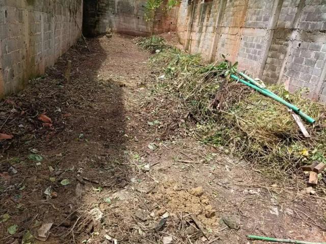 Terreno / Lote para Venda em Caçapava/SP Borda da Mata