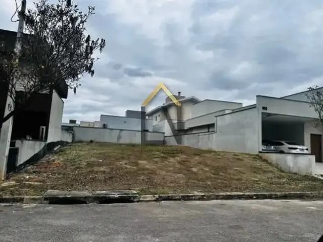 Terreno / Lote para Venda em Caçapava/SP Condomínio Terras do Vale