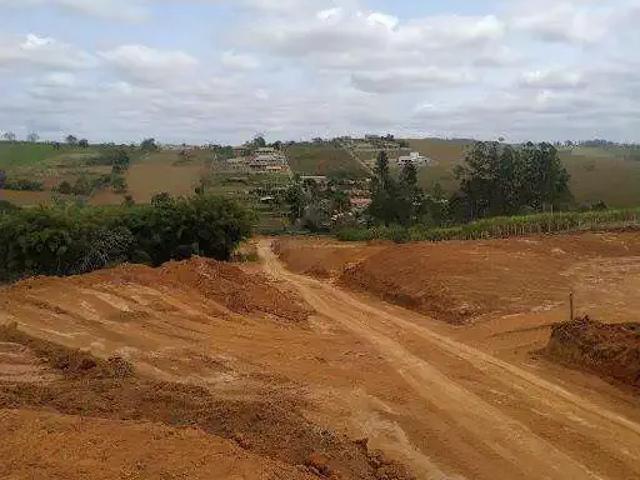 Terreno / Lote para Venda em Caçapava/SP Guamirim