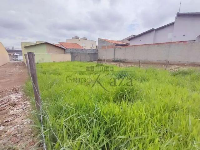 Terreno / Lote para Venda em Caçapava/SP Parque Residencial Santo André