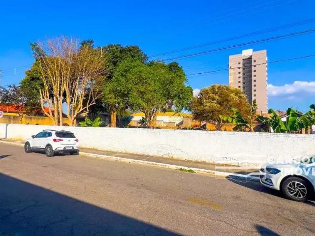 Terreno / Lote para Venda em Caçapava/SP Vila Resende